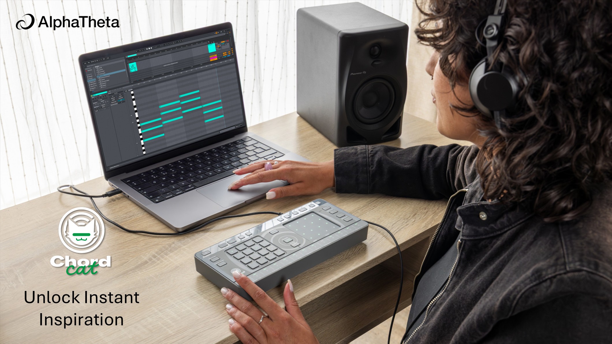 AlphaTheta CHORDCAT 8-Track Groovebox - Instant Chord Creativity for ...